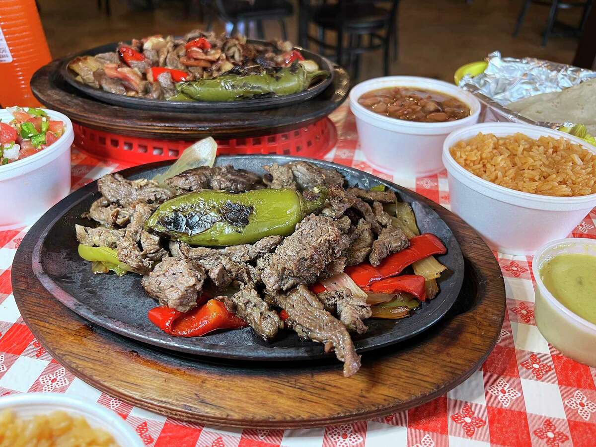 Two San Antonio favorites vie for best pollos asados