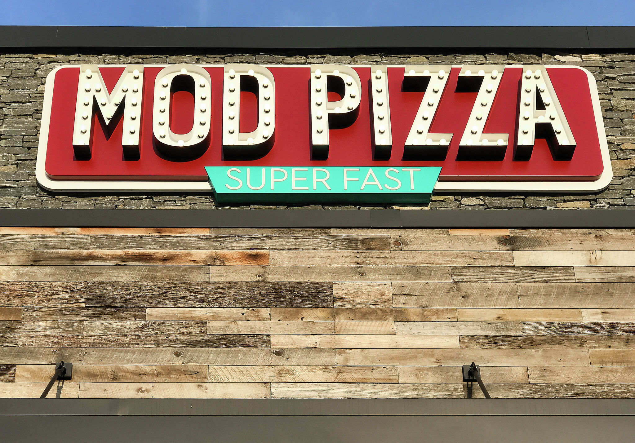 MOD Pizza faces potential bankruptcy, Bloomberg reports