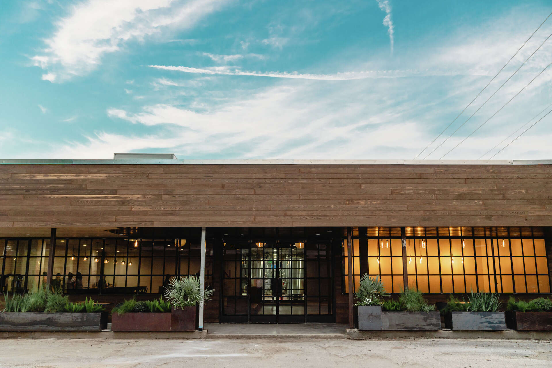 Popular Texas brewery reopens with modern East Side taproom