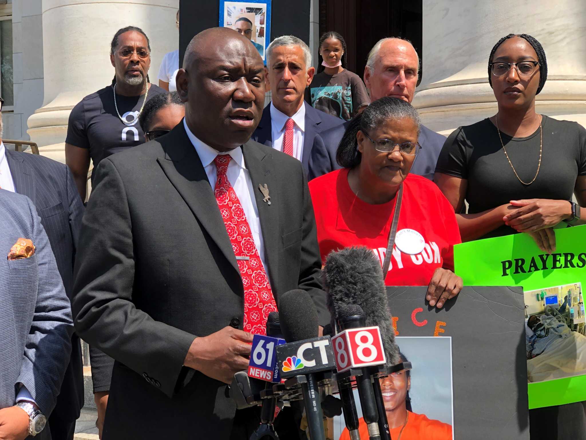 Family of New Haven's Randy Cox seeks federal civil rights charges