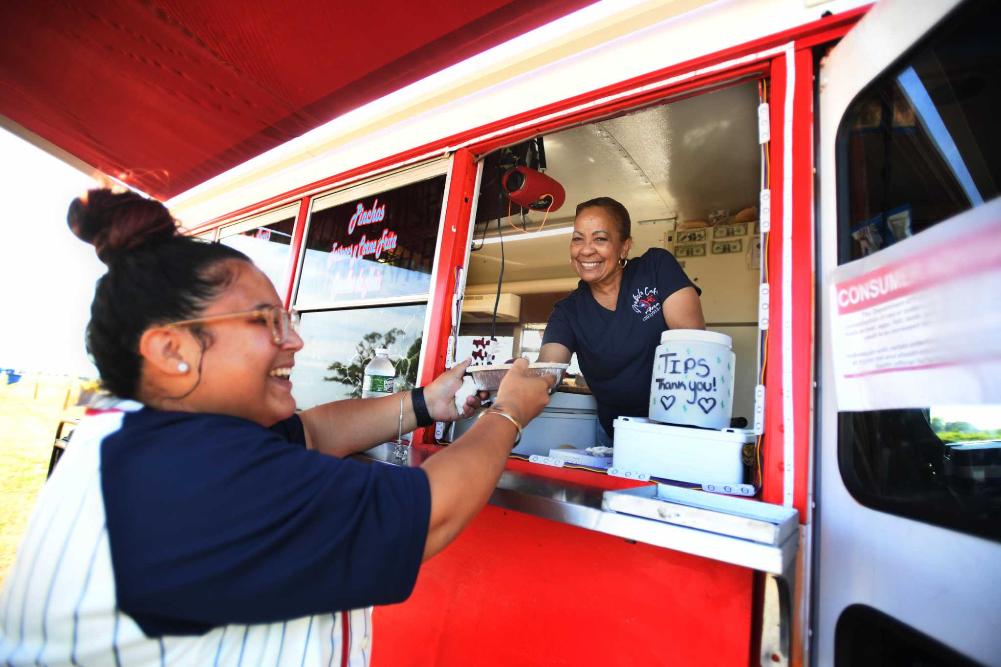 Food trucks hoping for big business at Bridgeport’s Seaside Park