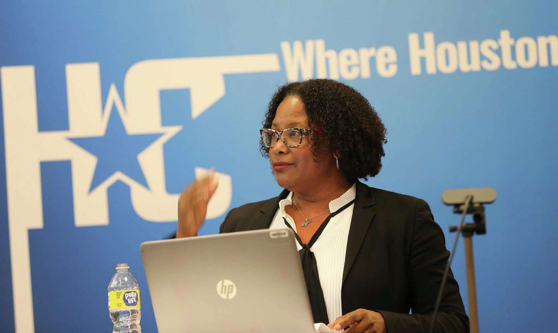 Maria Reeve's picks for what to read while Chronicle paywall is down