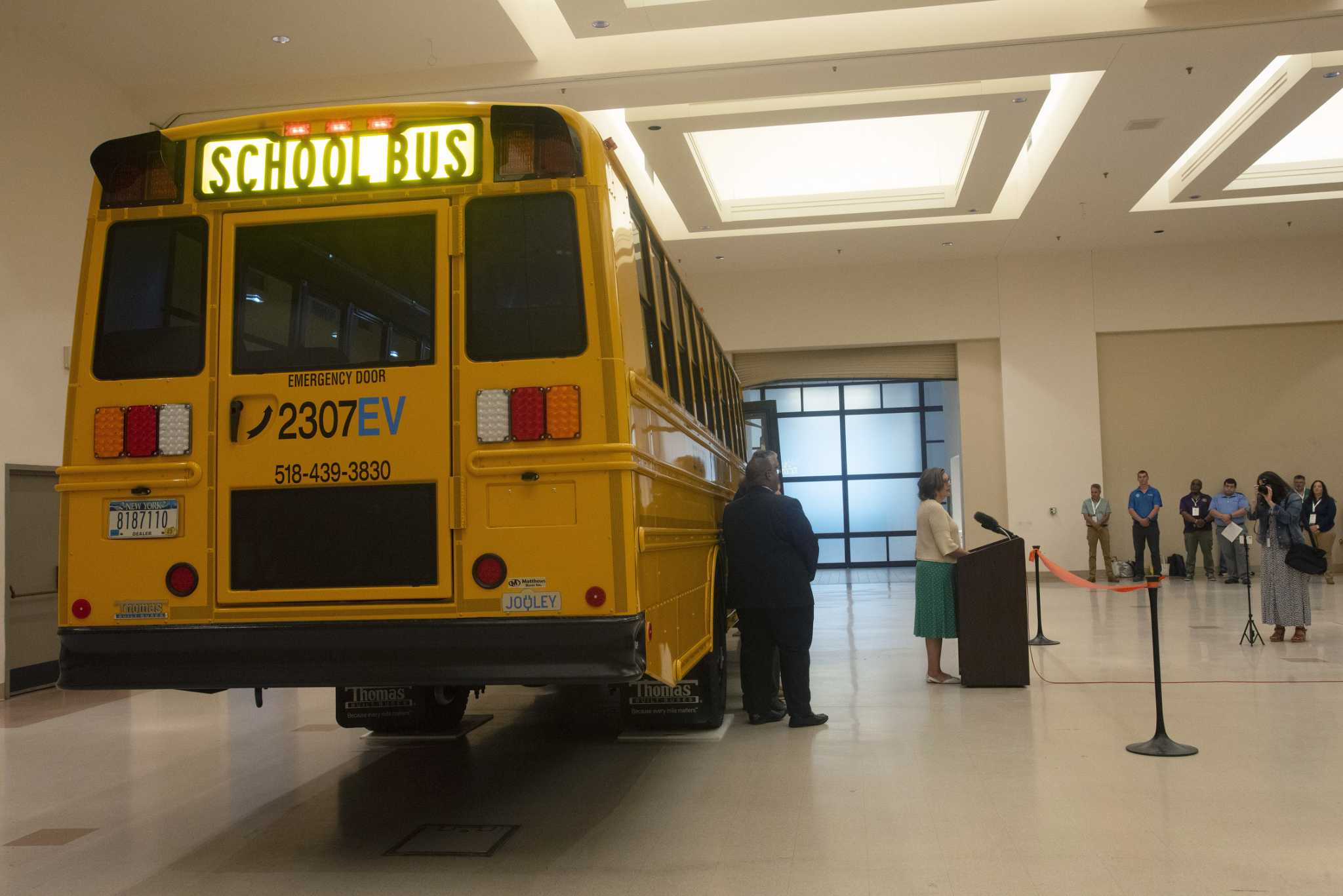 NY schools receive more pre-K aid, electric bus delay in state budget