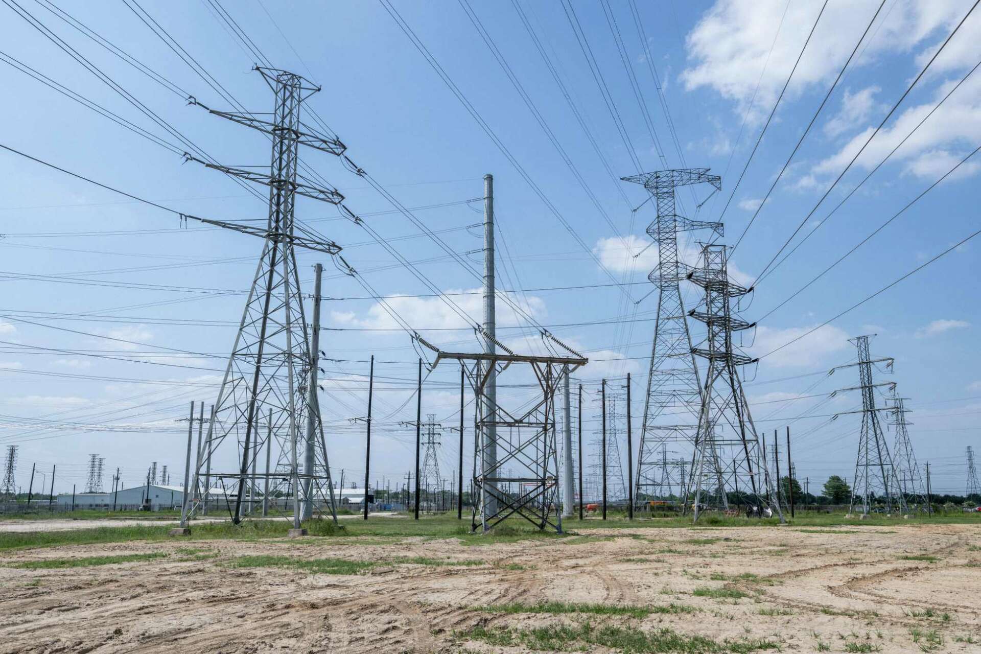 Renewable power demand feeds growth of transmission firms in Houston