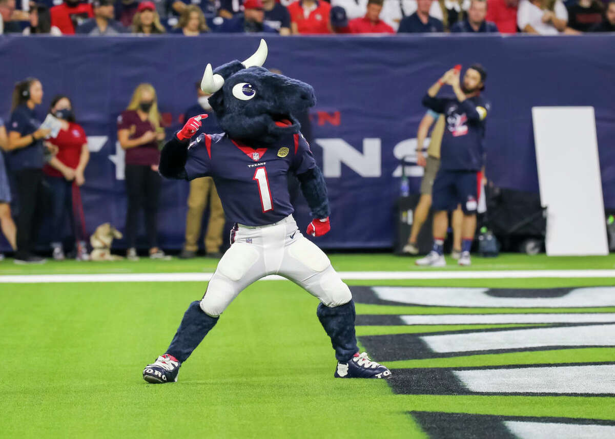 Photos: Houston Texans unveil new 'Battle Red' helmets