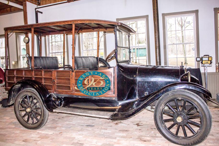 Kent museum to hold engine show, mineral and fossil sale