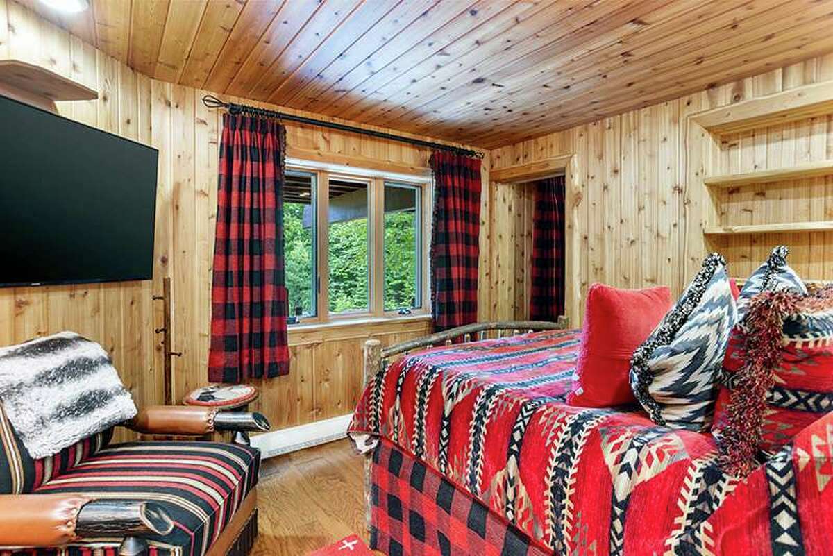 Michele Riggi, husband list Lake Placid compound for $31 million