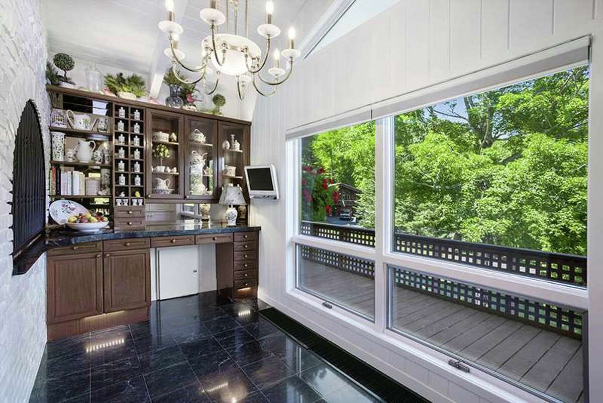 Michele Riggi, husband list Lake Placid compound for $31 million