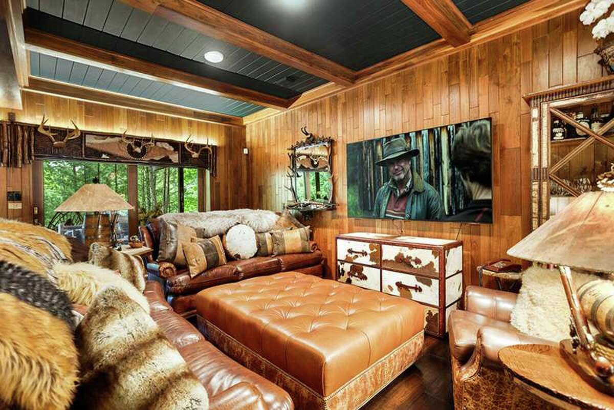 Michele Riggi, husband list Lake Placid compound for $31 million