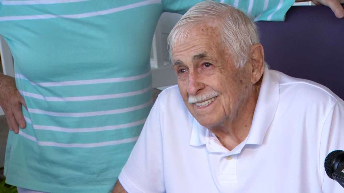 89-year-old man who went into cardiac arrest at council meeting thanks ...