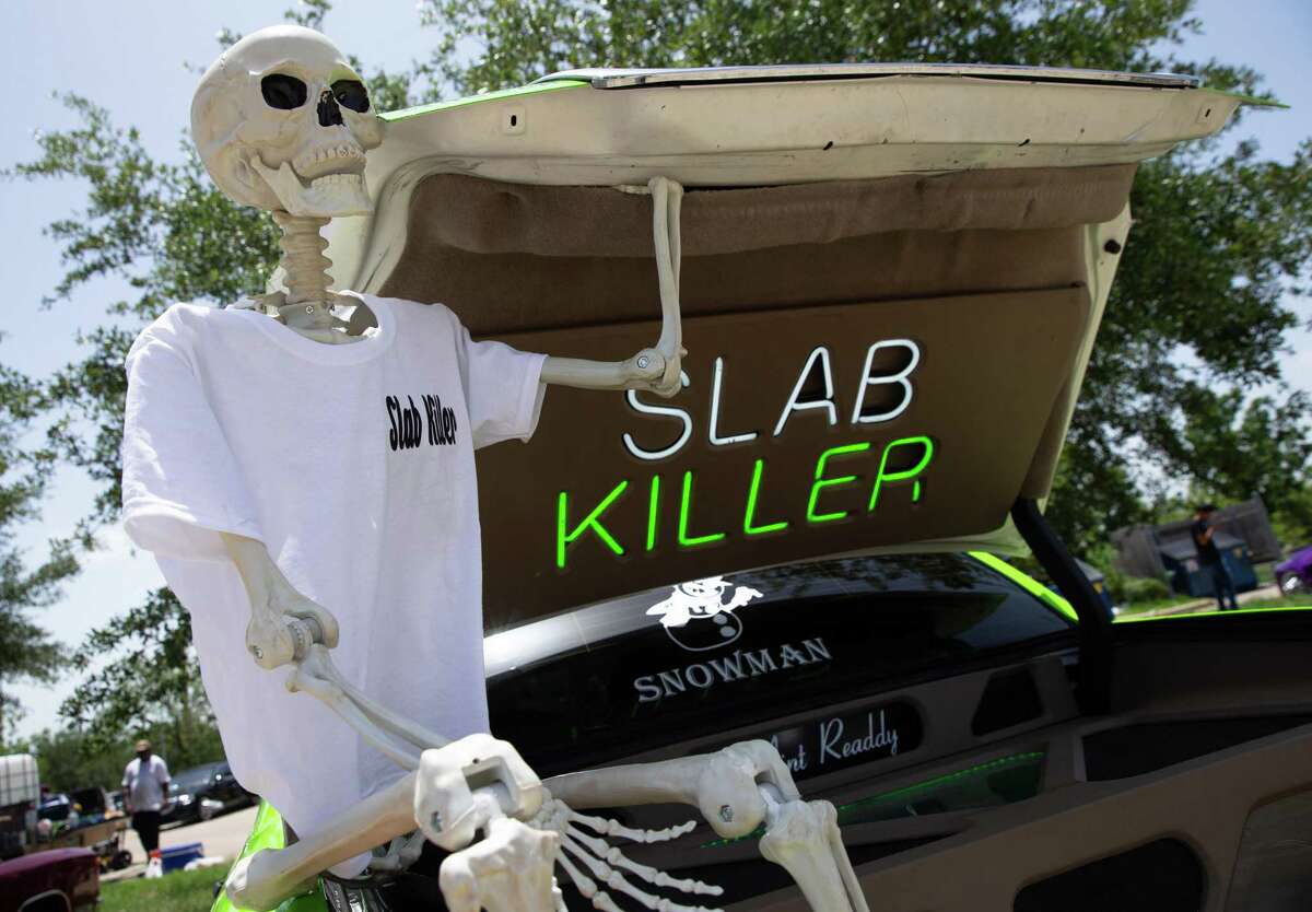 Houston record store celebrates DJ Screw’s legacy with slab parade ...