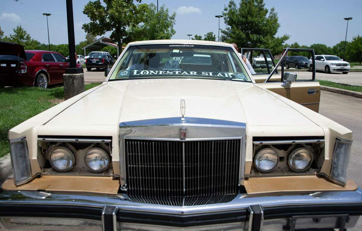 Houston record store celebrates DJ Screw’s legacy with slab parade ...