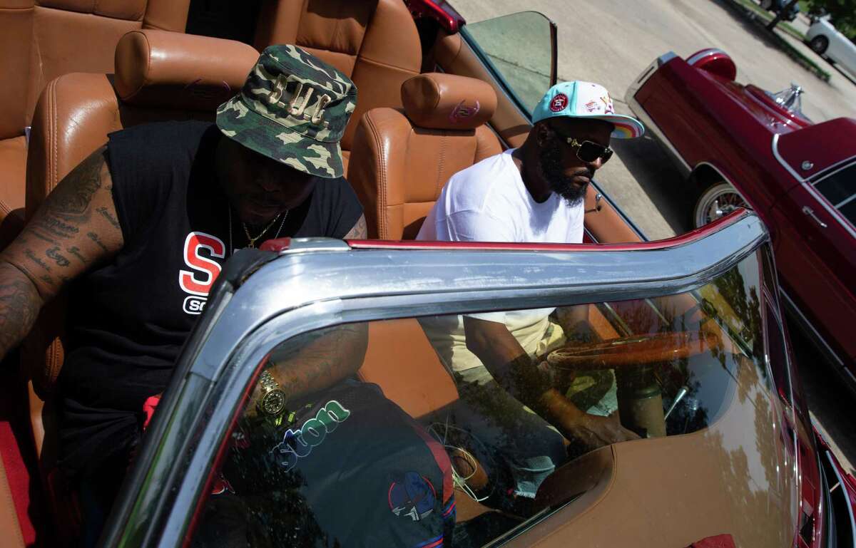 Houston record store celebrates DJ Screw’s legacy with slab parade ...