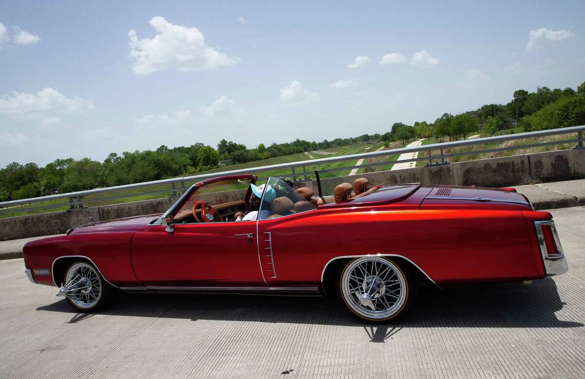 Houston record store celebrates DJ Screw’s legacy with slab parade ...