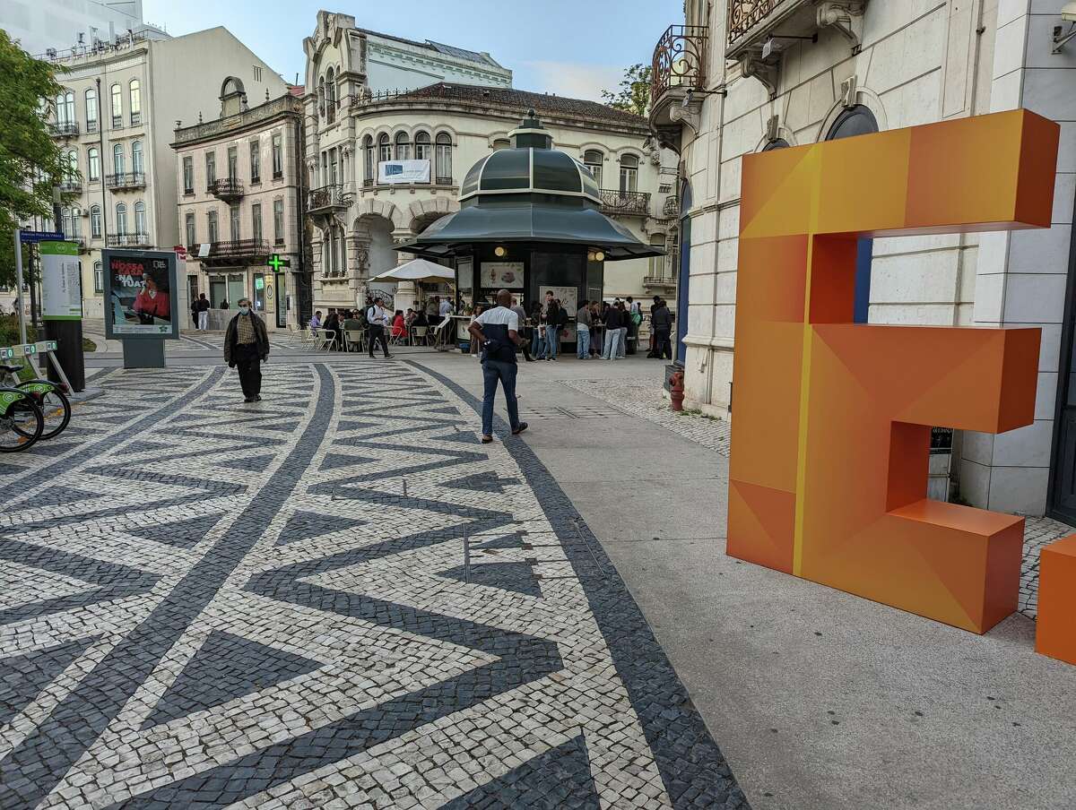 From seafood to old-world charm, here's your beginner's guide to Lisbon ...