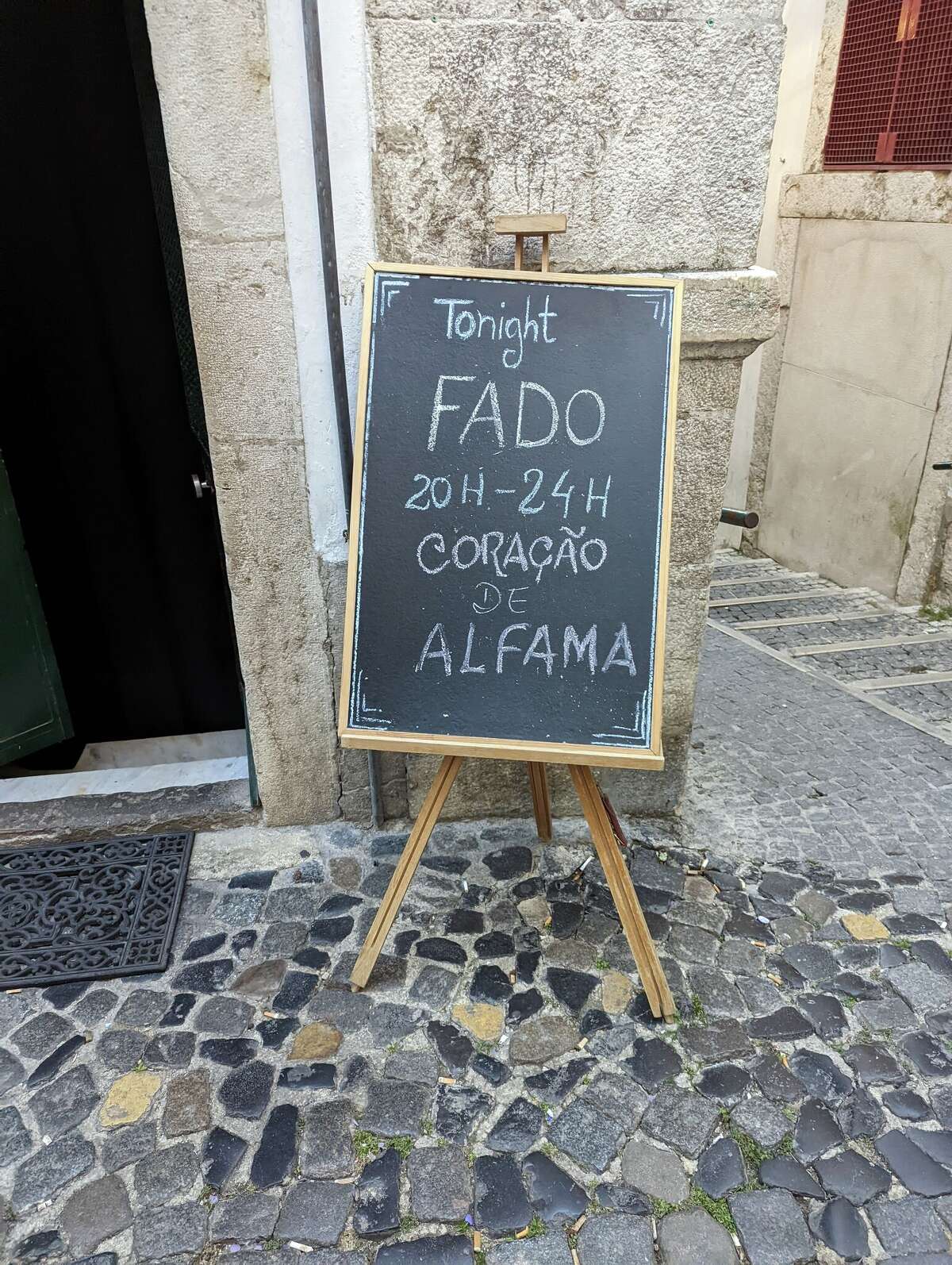 From seafood to old-world charm, here's your beginner's guide to Lisbon ...