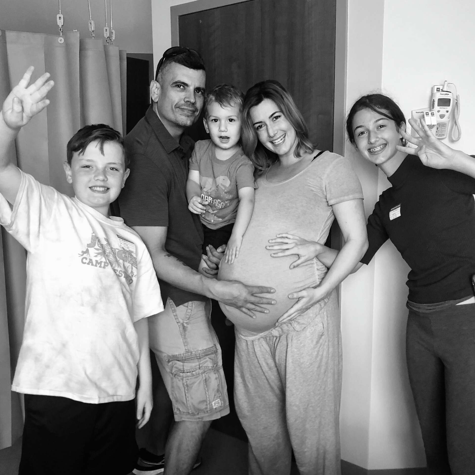 Katy family of 5 expecting last kid is surprised with quadruplets