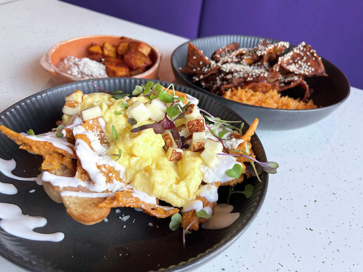 Mike Sutter review: Interior Mexican restaurant Panfila Cantina has ...