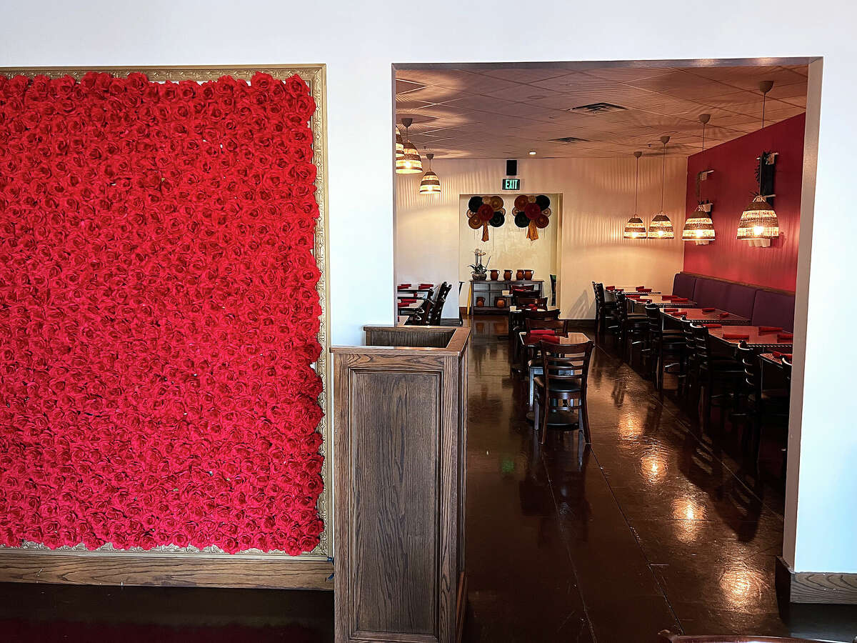 Mike Sutter review: Interior Mexican restaurant Panfila Cantina has ...