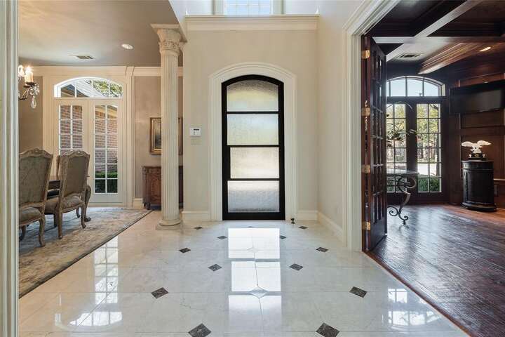 Photos: Take a peek inside Shaq's new Texas mansion