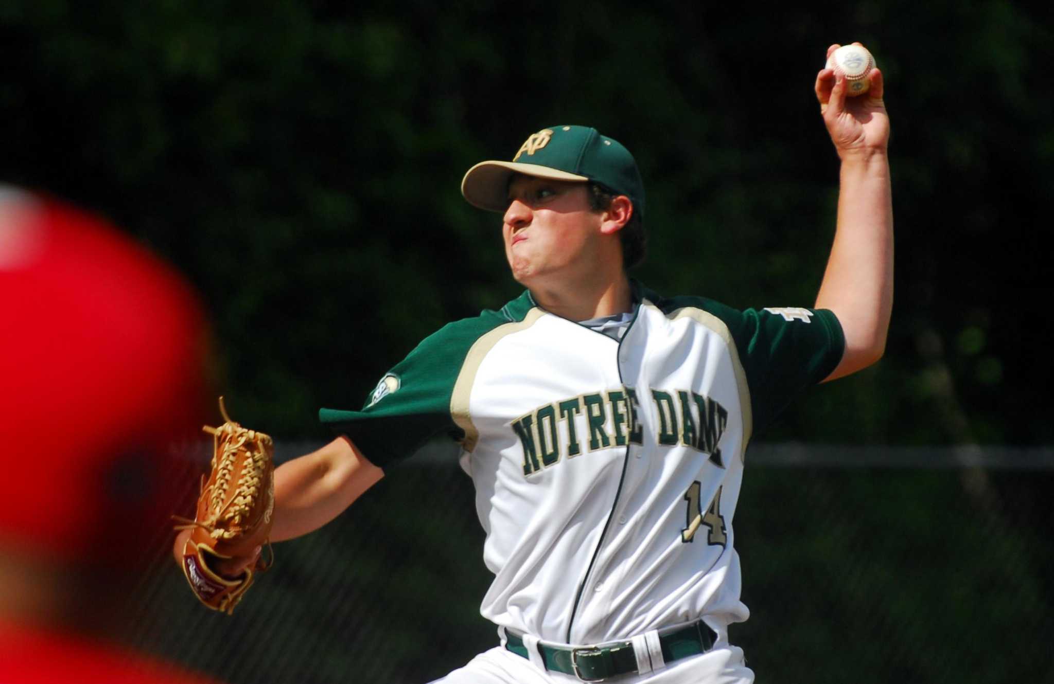 Boston Red Sox sign CT pitchers Romano, Sansone to minor league deals