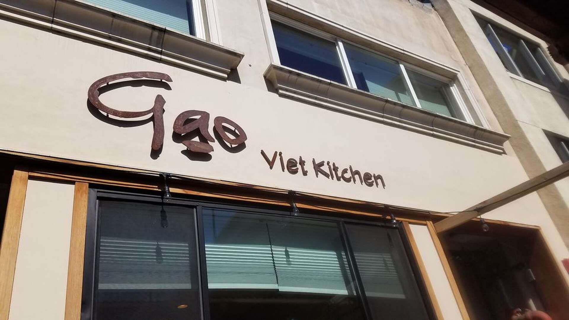 SF restaurant Gao Viet Kitchen hit by vandalism, receives clean up or ...