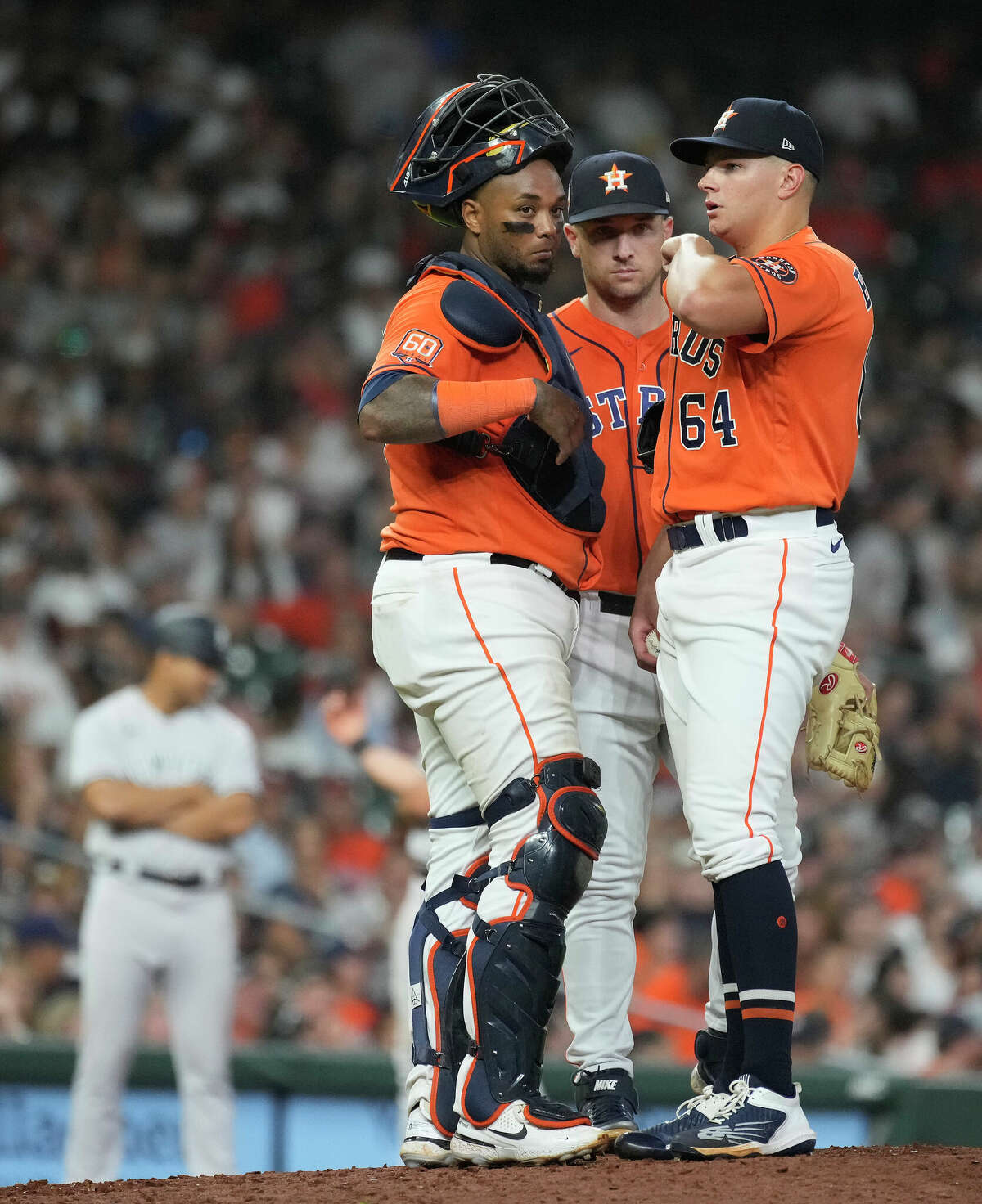 Houston Astros sweep doubleheader against New York Yankees