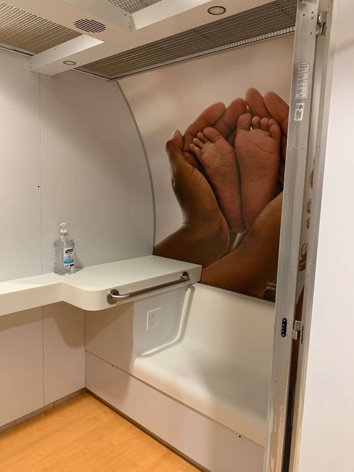 Baptist Hospitals opens region's first public Mamava Lactation Pod