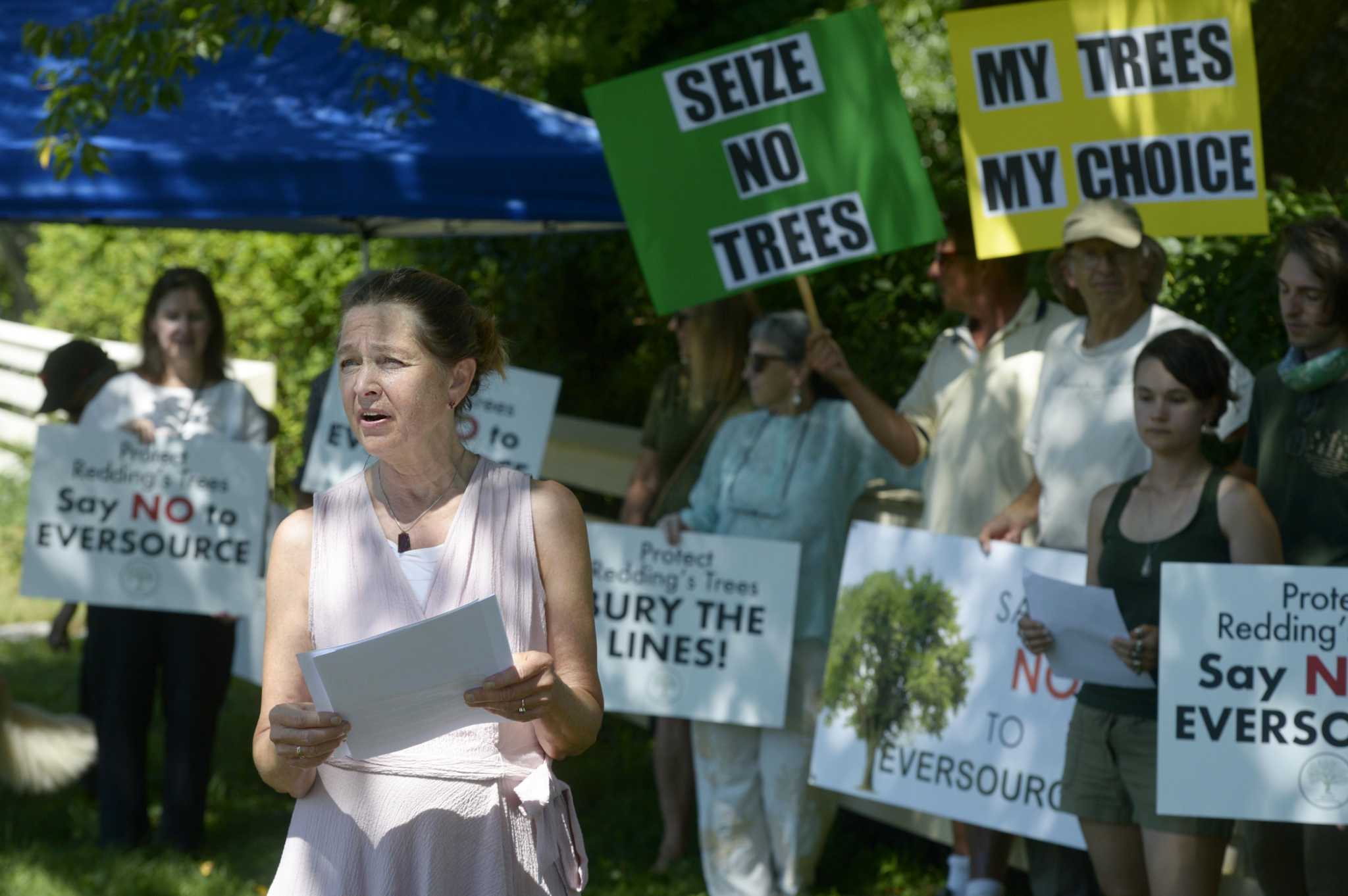 Redding residents ‘say no’ to Eversource’s plan to cut trees