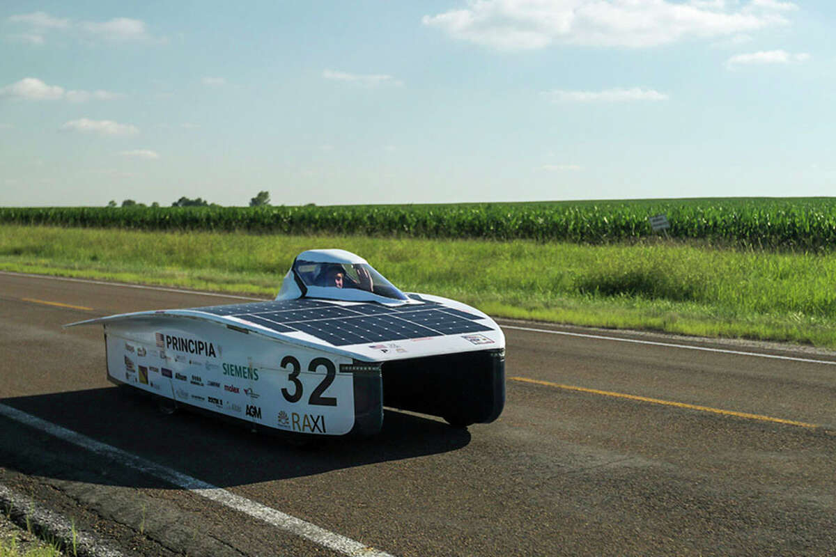 Principia solar car finishes 2nd
