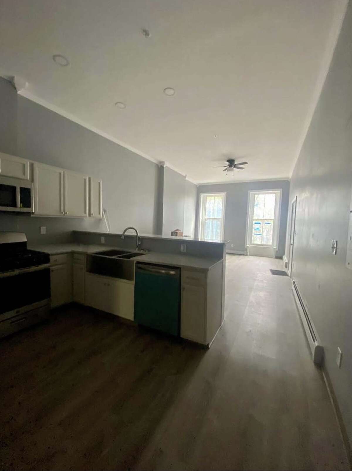 Brownstone at 10 Hall Place in Albany renovated into apartments