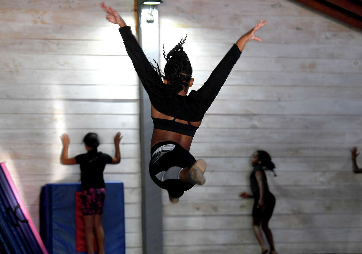 iRule Dance brings home top national trophies