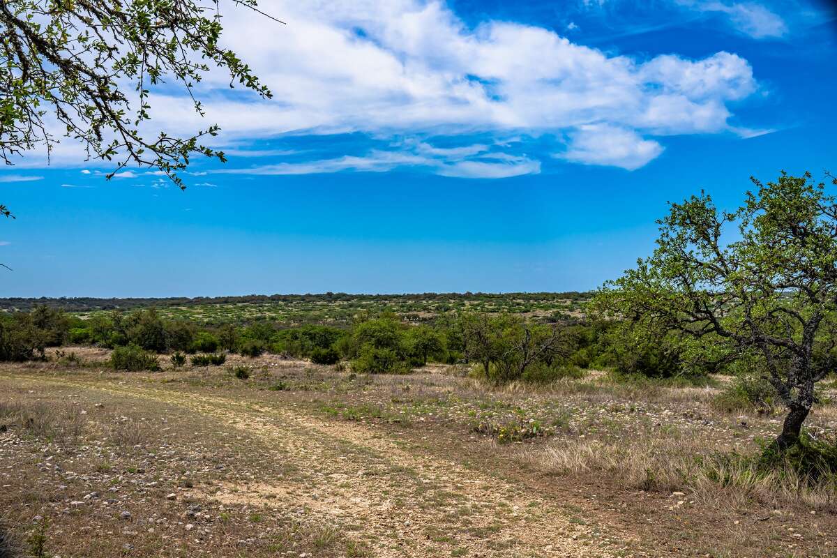$21M Real County ranch offers prime hunting real estate
