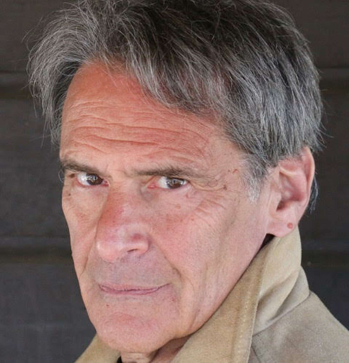 Q&A with Larry Beinhart about writing “The Deal Goes Down”