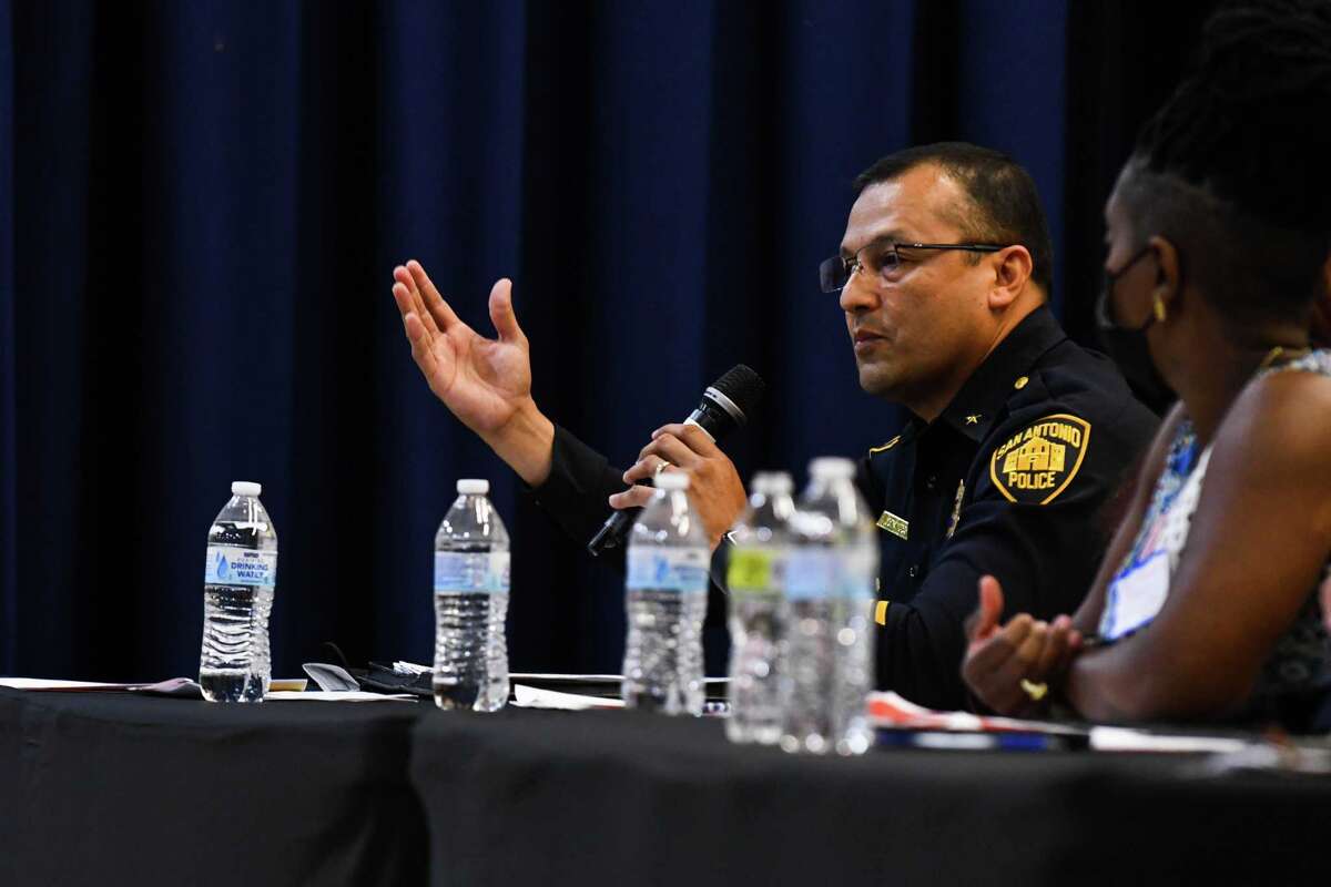 East Side crime forum focuses on community, police efforts
