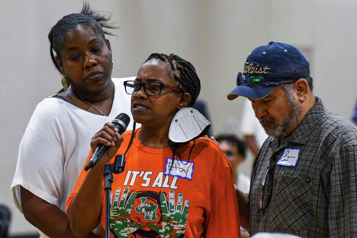 East Side crime forum focuses on community, police efforts