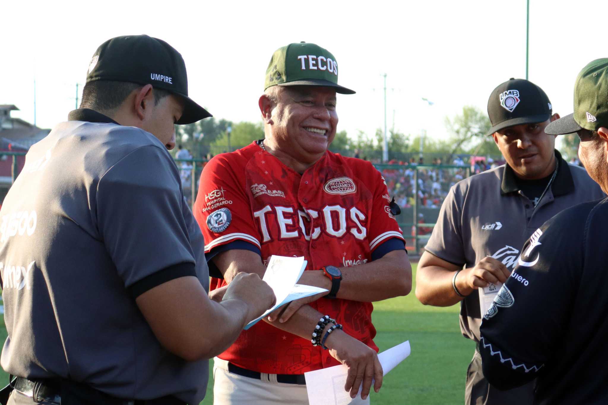 Tecos renew Felix Fermin’s contract