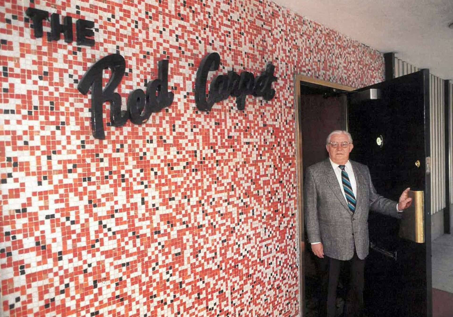 From club days to restaurant era, San Antonio’s Red Carpet served up style