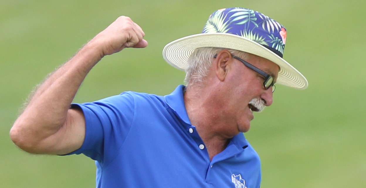 Greg Lowe's long putt at the Jacksonville City Tournament