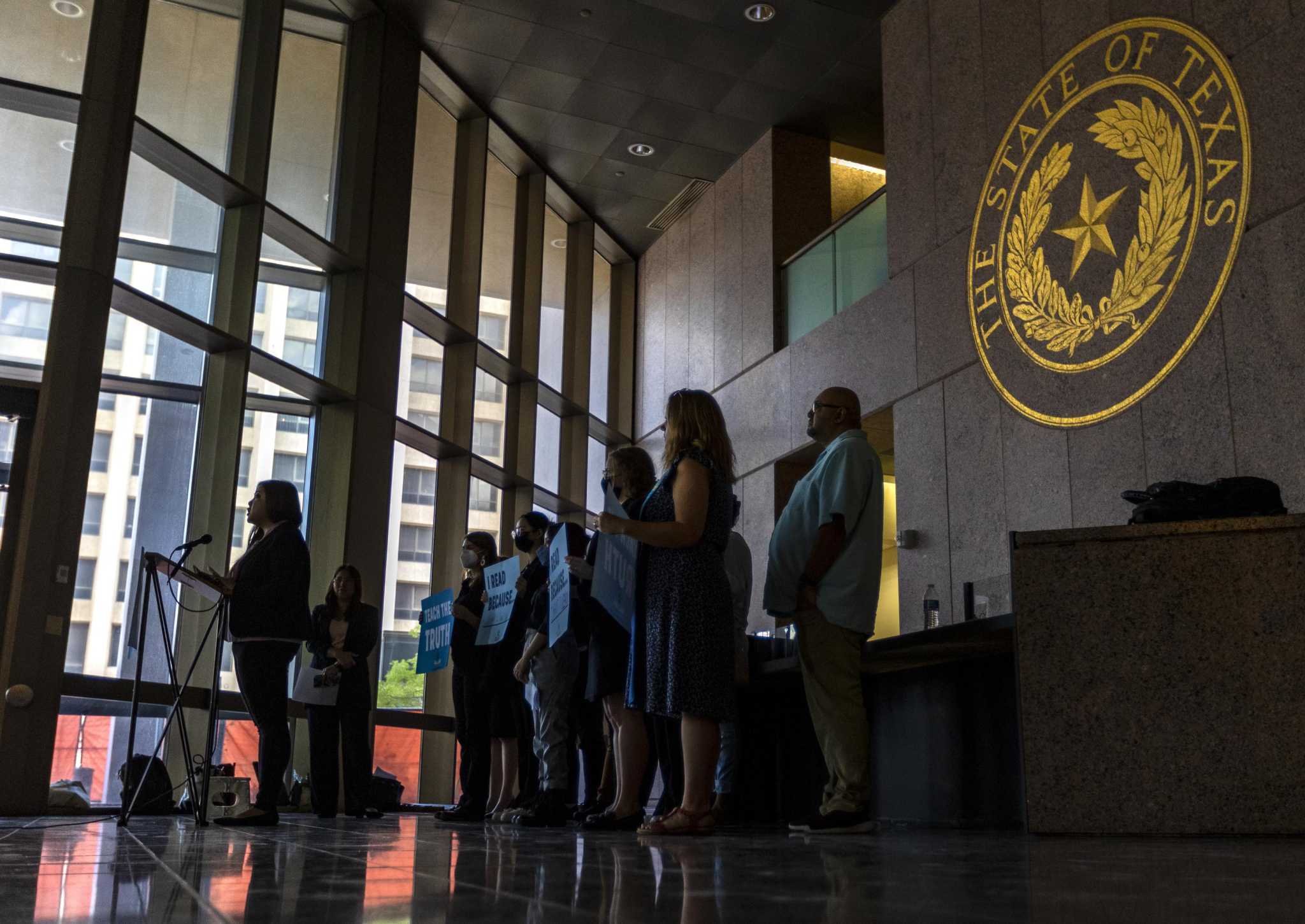 These Texas school districts ordered Bible-infused lesson plans