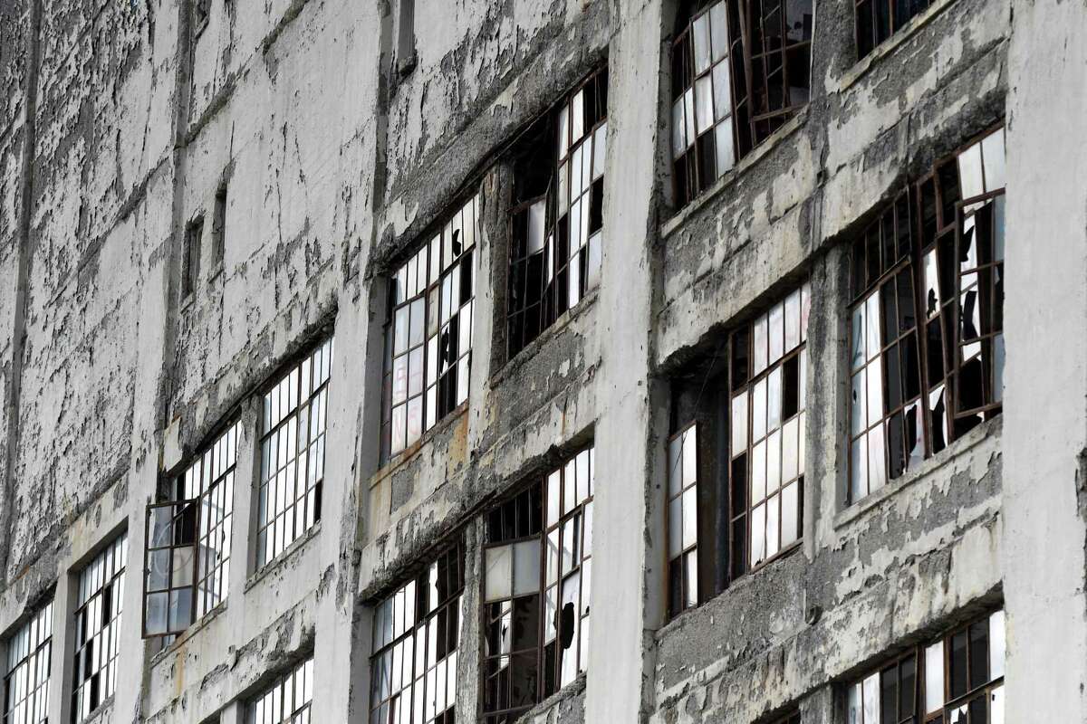 How the Central Warehouse became Albany's albatross