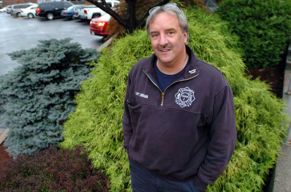 Firefighter Meehan to receive Exchange Club award