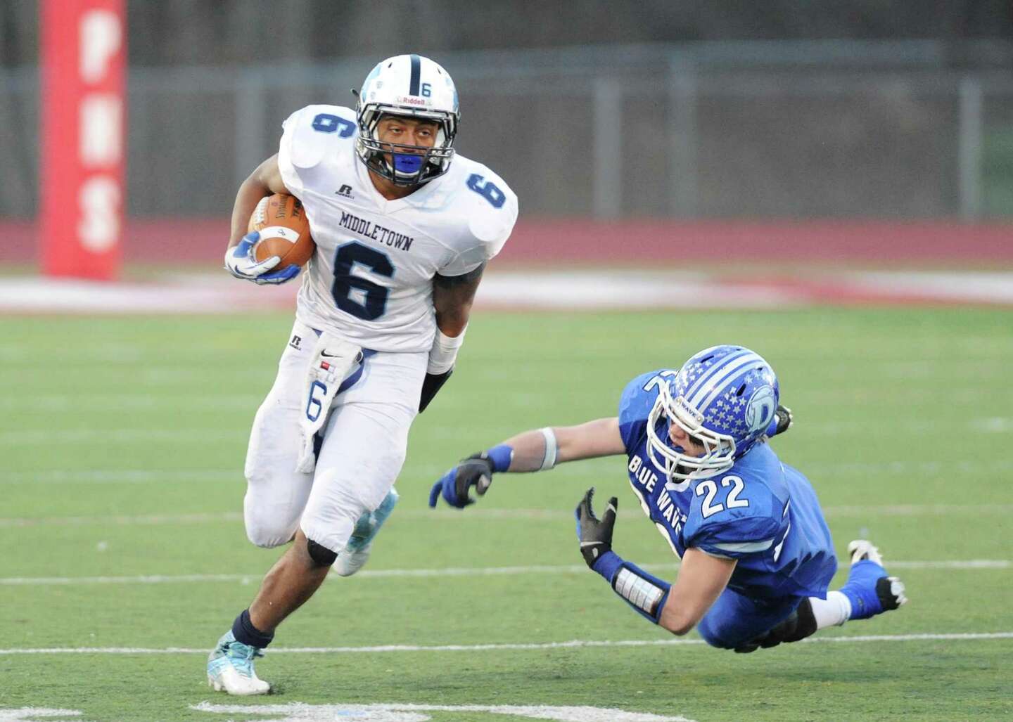 Dario Highsmith Jr. extends Middletown football legacy as head coach