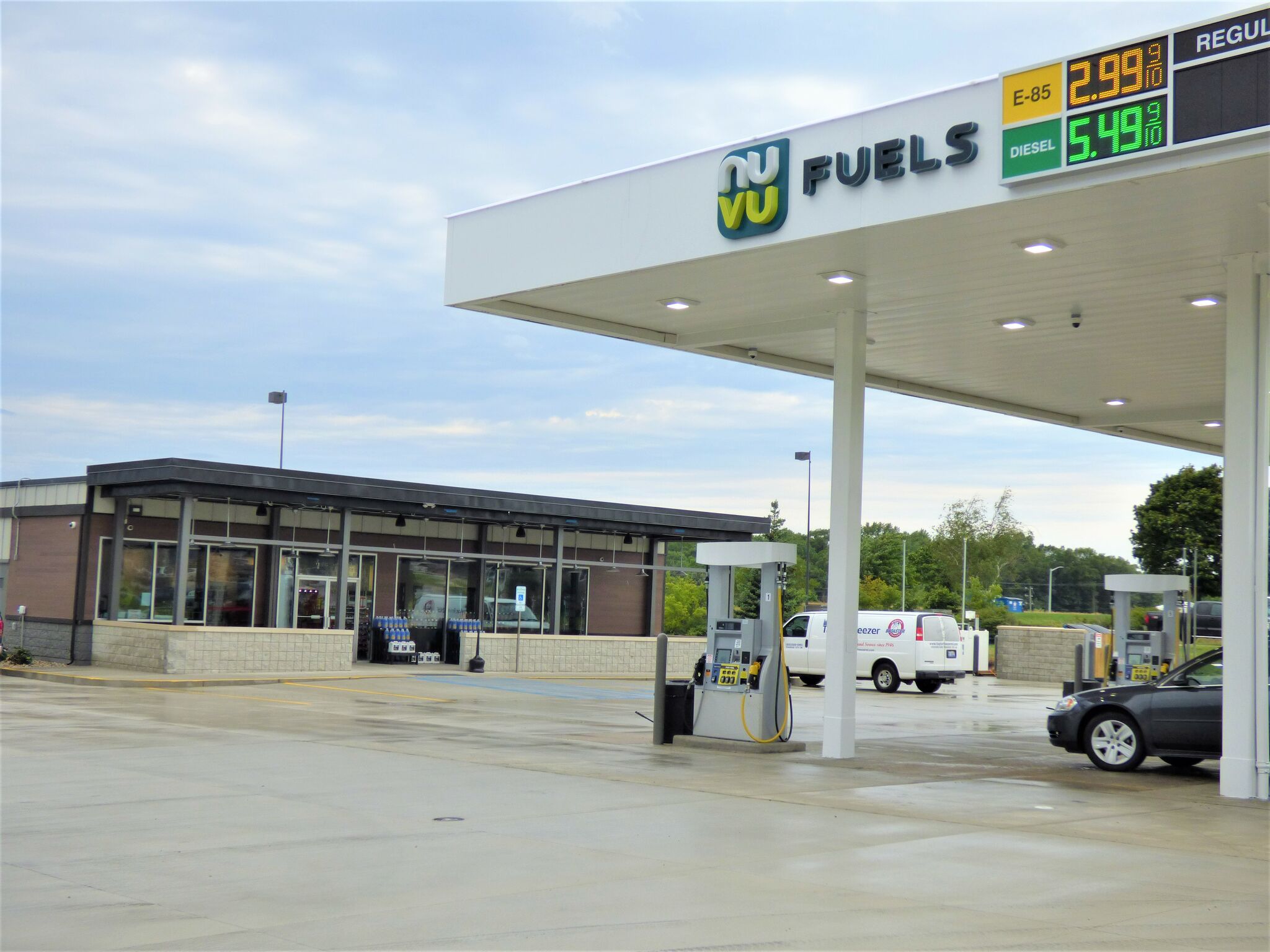 NUVU Fuels opens Manistee area station