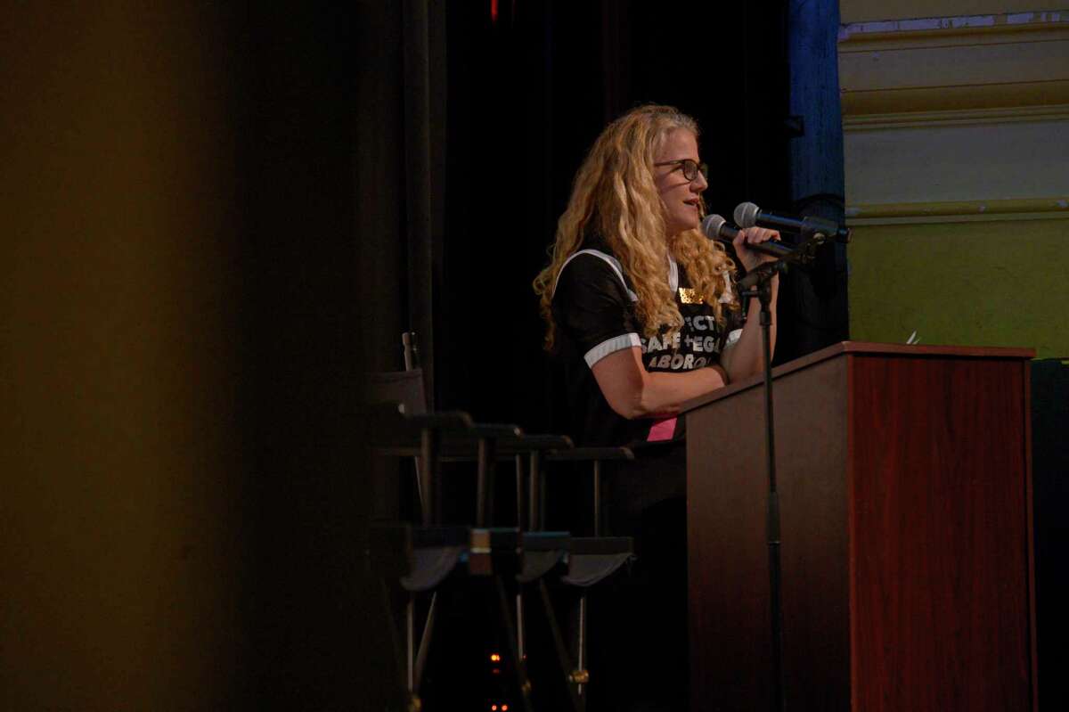 Fighting for abortion rights and gun reform, CT activists in Ridgefield ...