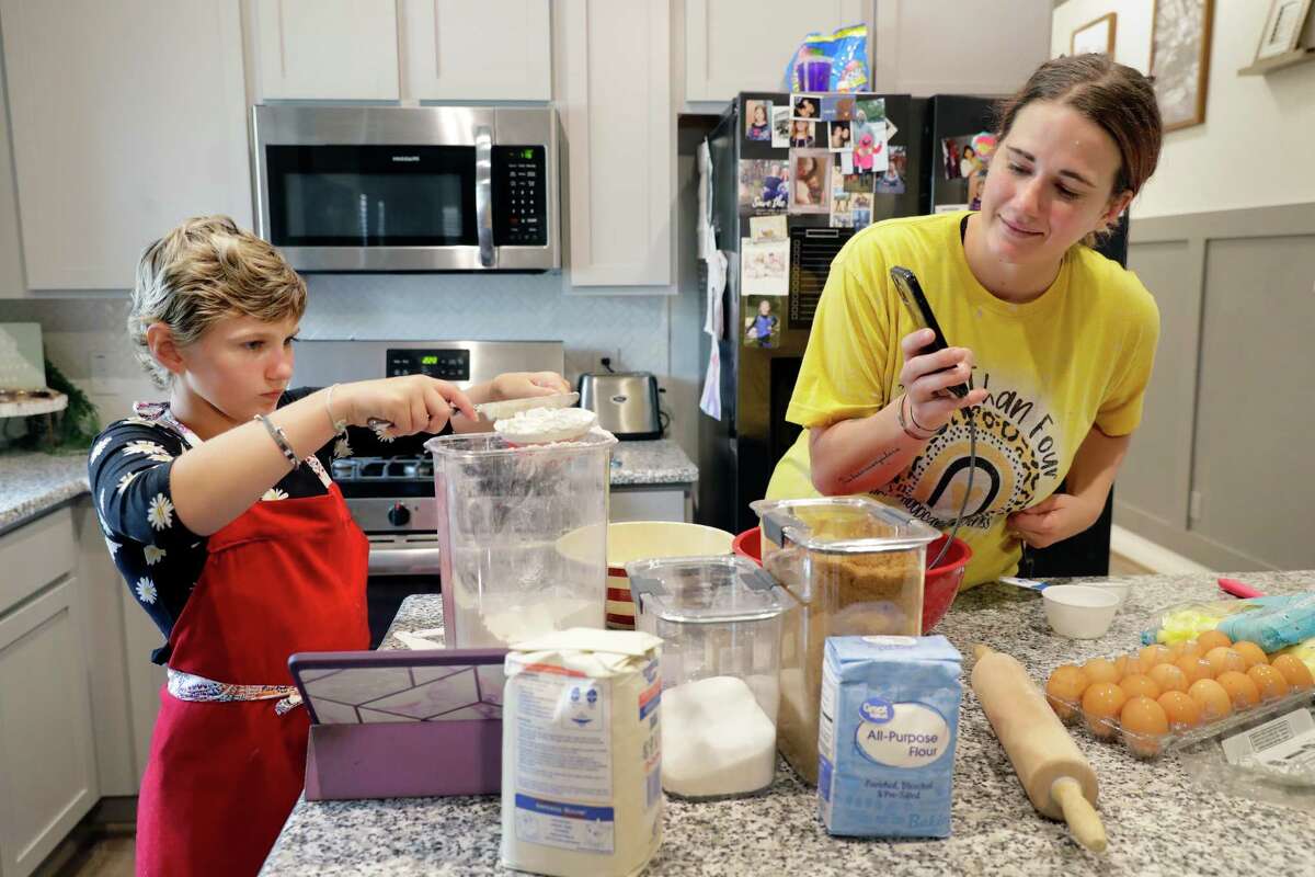 A Texas girl's fight against a rare cancer made her a TikTok star