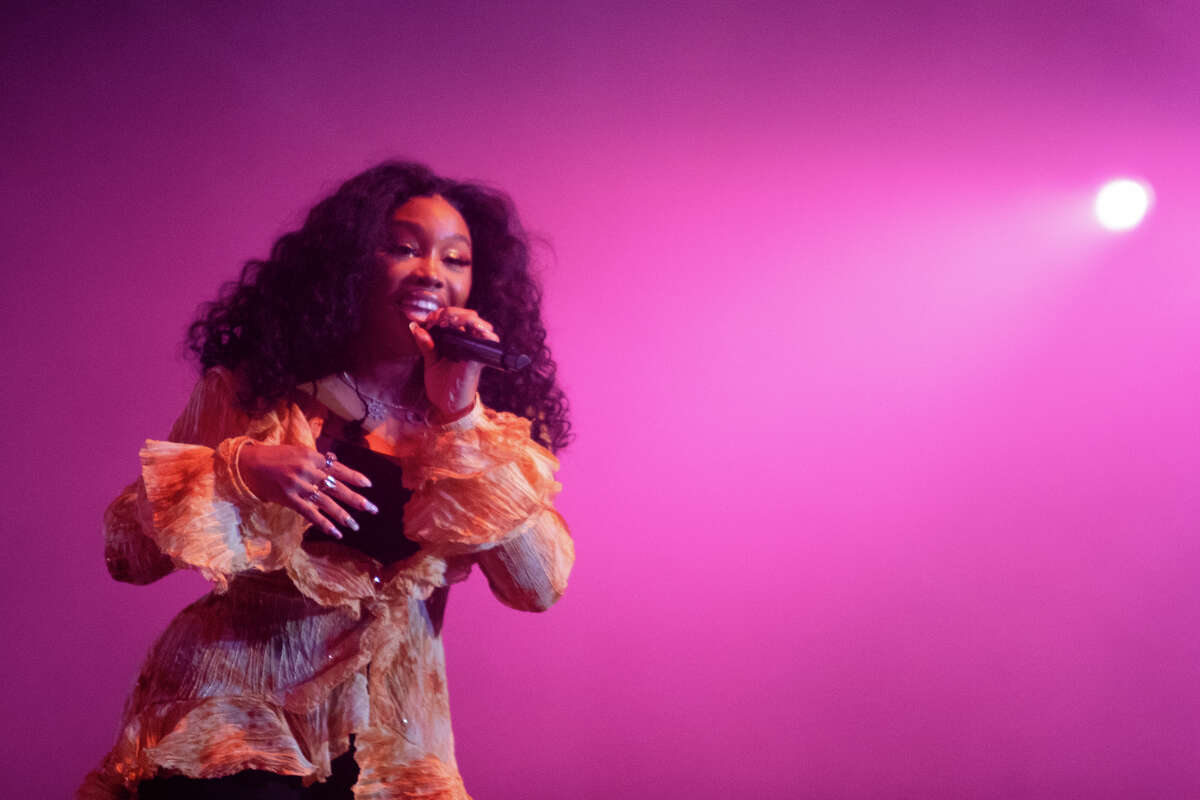 Fresh off COVID recovery, SF's Outside Lands headliner delivers