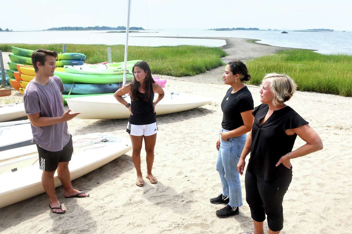 How these bystanders tried to rescue couple from drowning at Norwalk beach