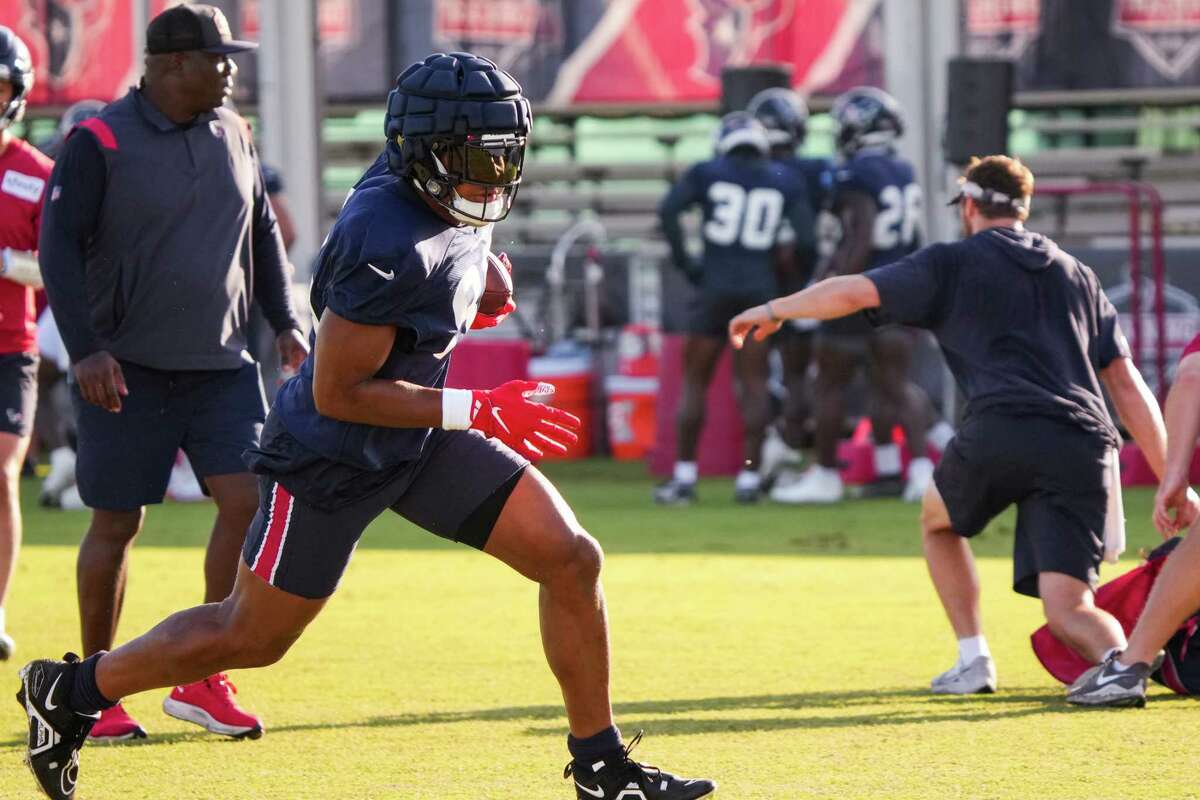 Houston Texans: Tight end Pharaoh Brown has bigger goals