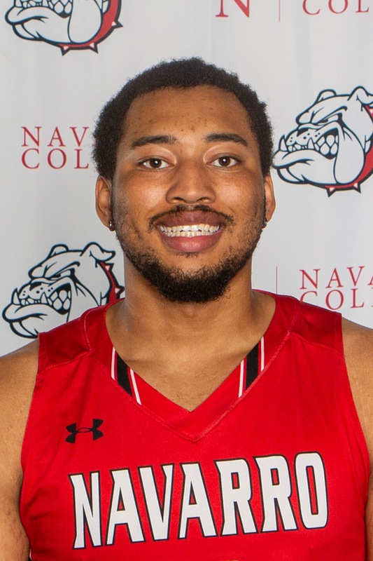 Cougars add transfer Terrance Thompson